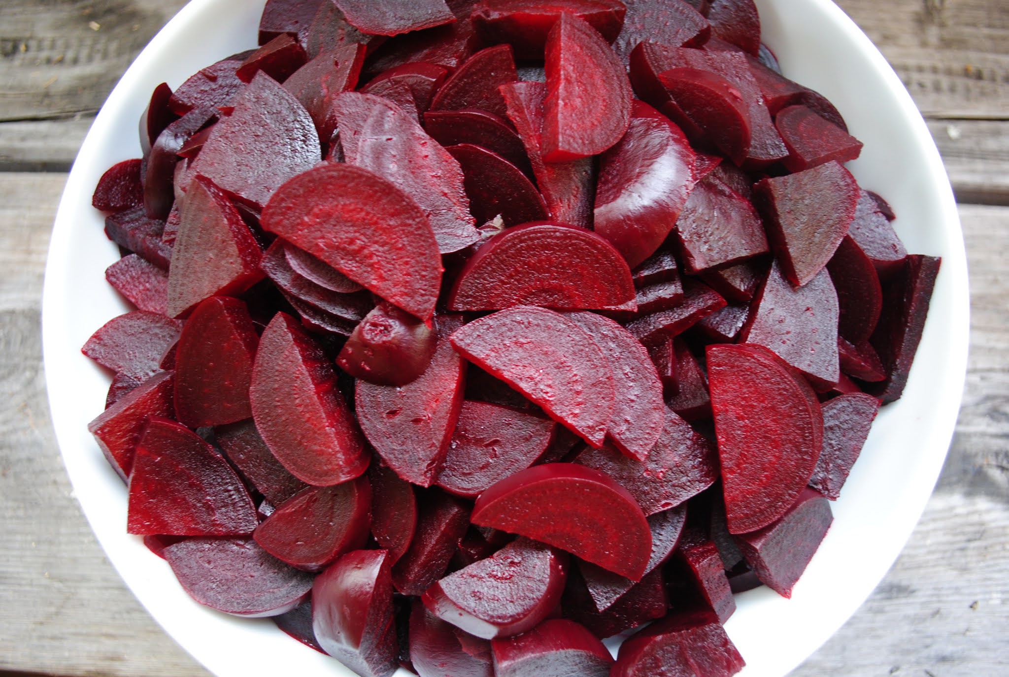 Aed ja Toit: Oktoobri toimetused ja kaks hoidist: peedisalat ja tšillikaste