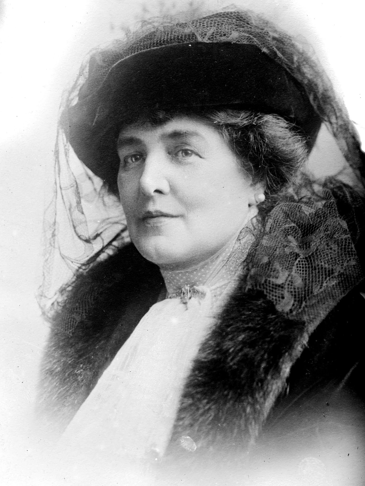 The Portrait Gallery: Jenny, Lady Randolph Churchill