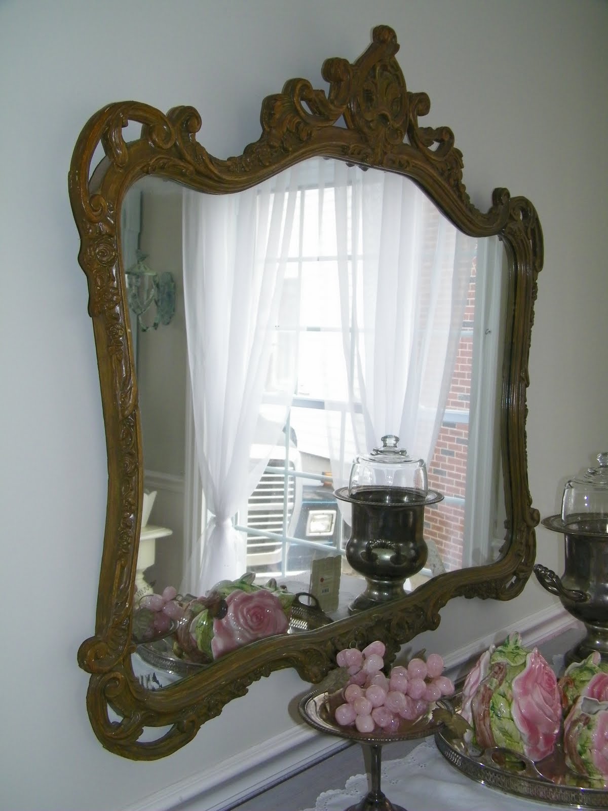 Maison Decor: Pretty Pink Mirror