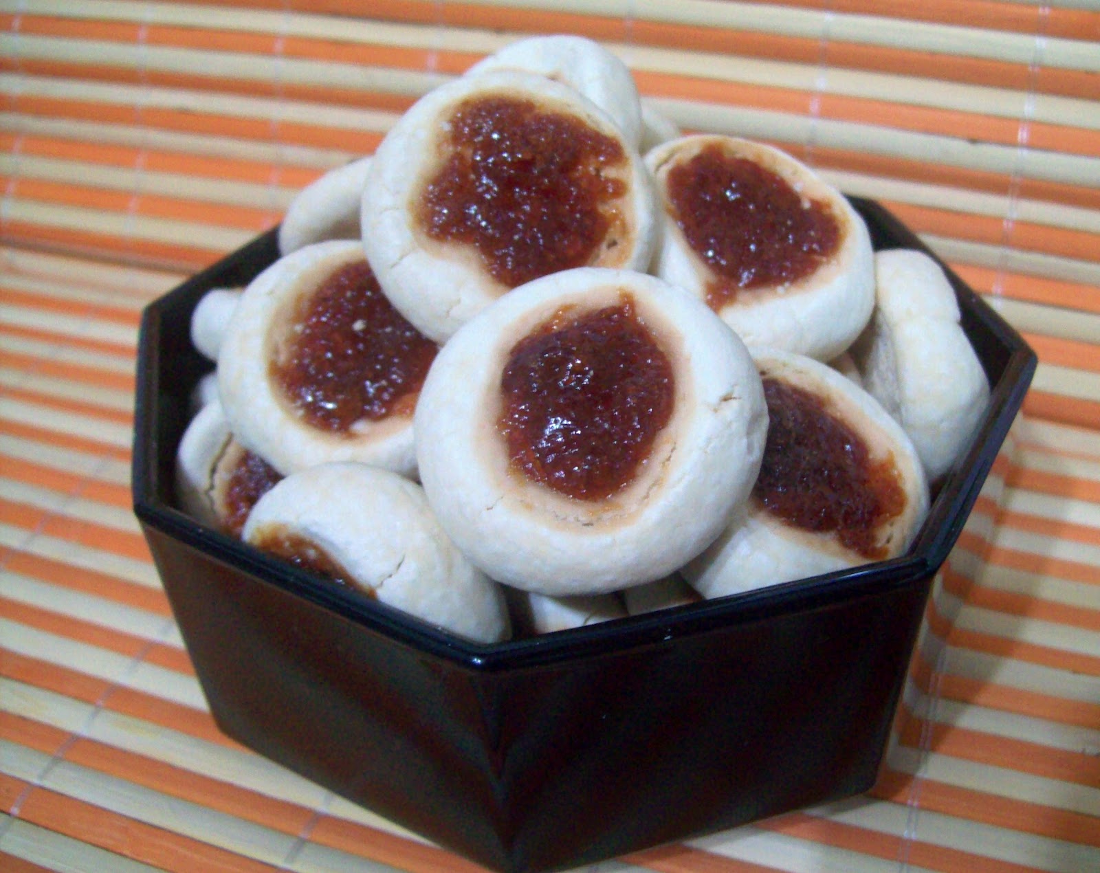 Sweet and Saucy: Sequilhos de Coco e Uma Versão Com Goiabada