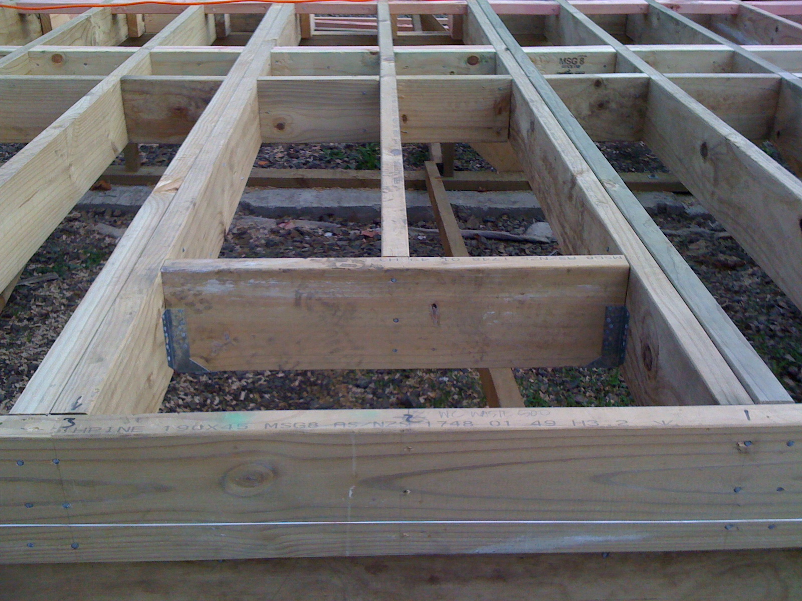 Robert Teh: week 8 unitec carpentry 11-13 may 2011