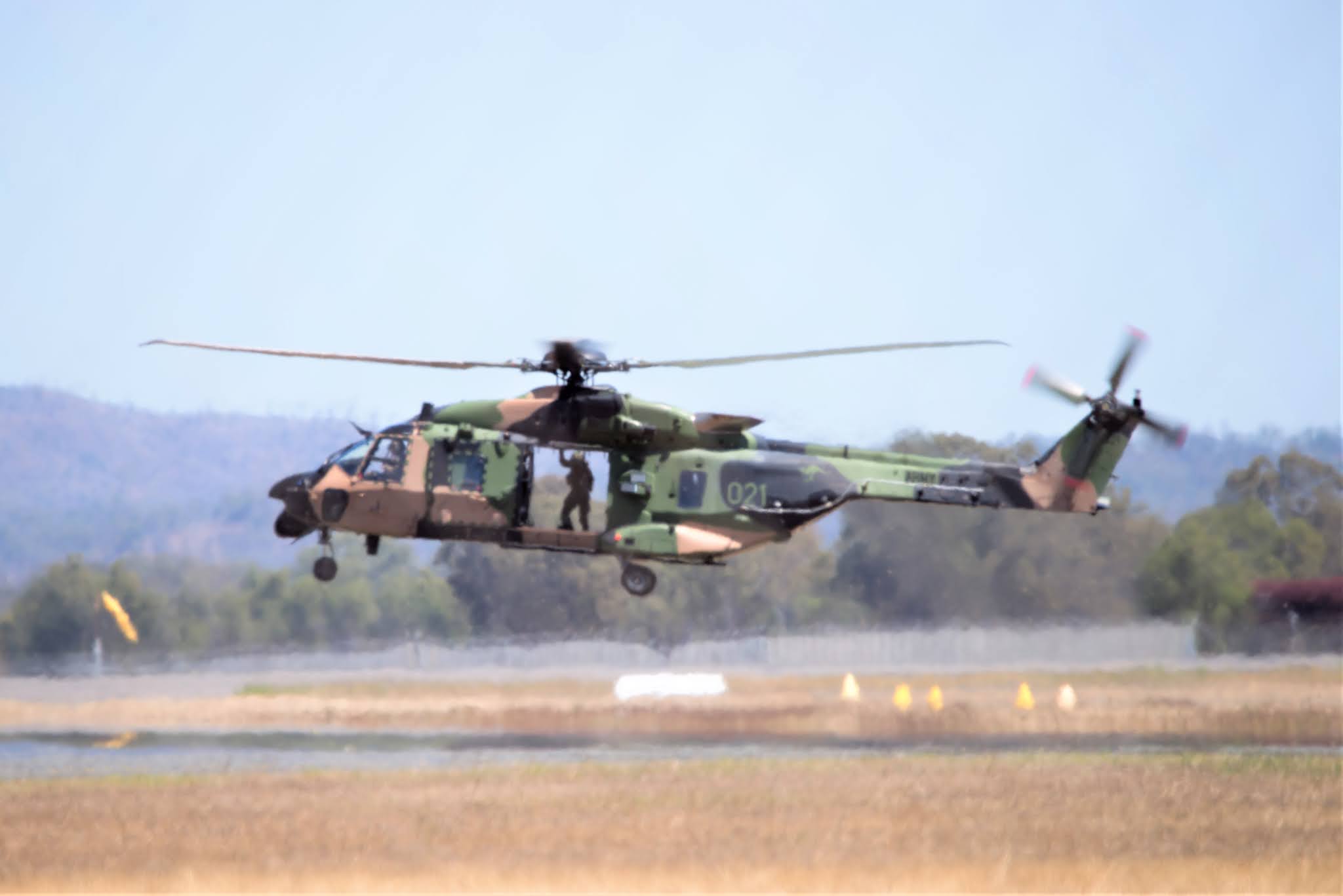 Central Queensland Plane Spotting: Australian Army NH Industries MRH-90 ...