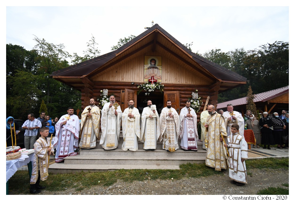 Ortodoxie pe net: Schitul "Sfântul Alexie" şi "Sfinţii Martiri ...