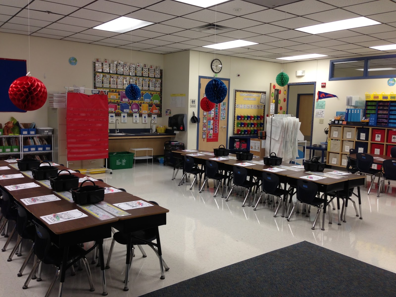 Bishop's Blackboard: An Elementary Education Blog: Classroom Tour