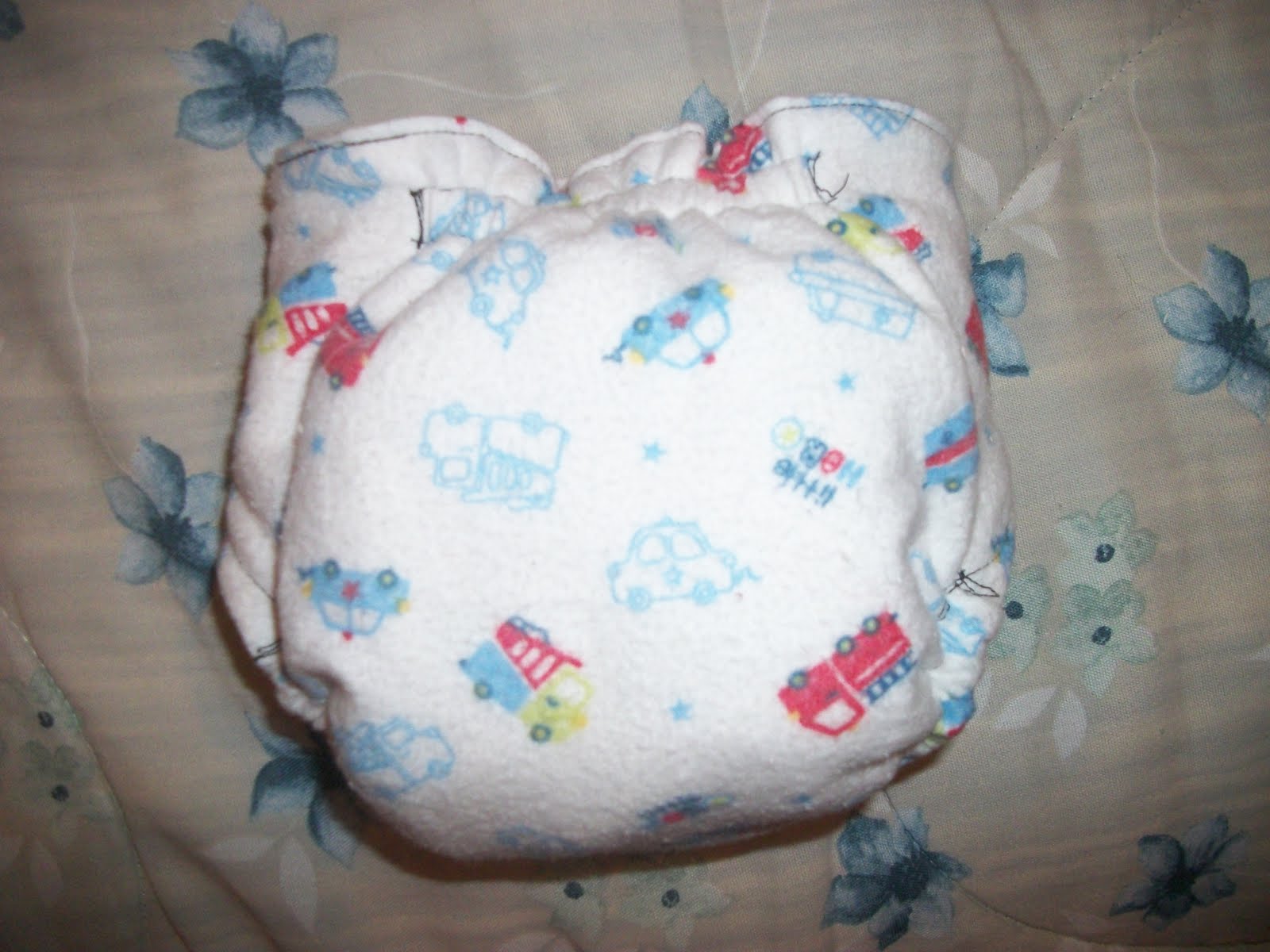 Simple Diaper-Sewing Tutorials: Amazon Contour Fitted Diaper #1