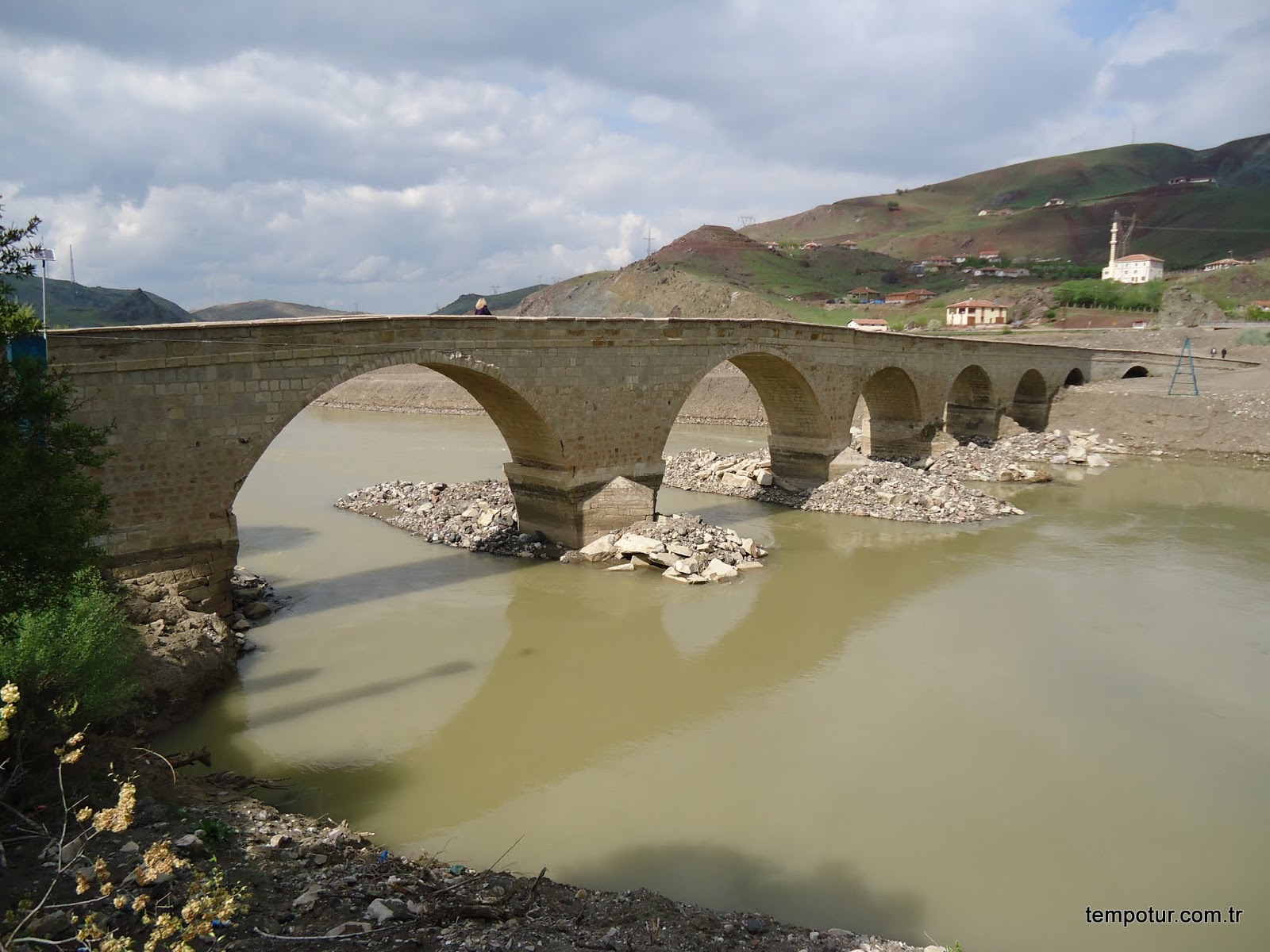Leyleğin Güncesi: Doğa, Kültür ve Şarap: KALECİK