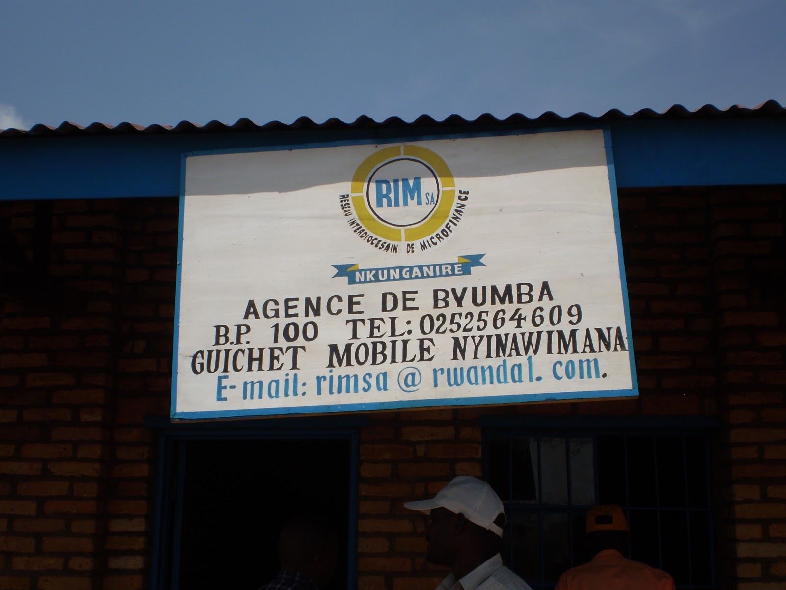 Kwizera: RIM, la banca interdiocesana per la microfinanza