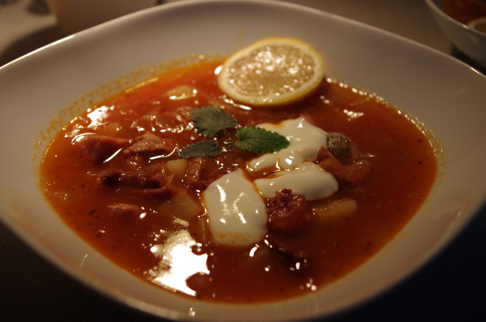 Zupa solanka (rosyjska Soljanka) wyborny przepis | Bajceps.pl - blog ...