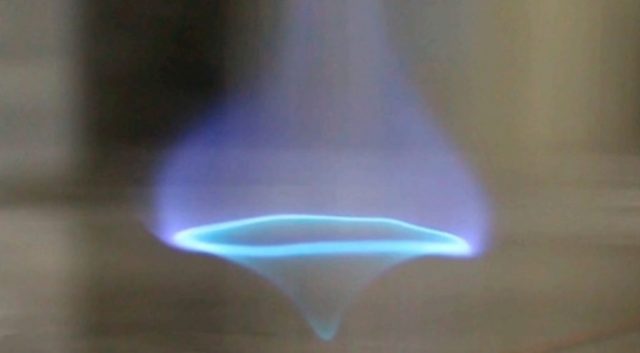 Researchers Develop A New Kind Of Blue ‘Fire Tornado’ | Sharing Mode