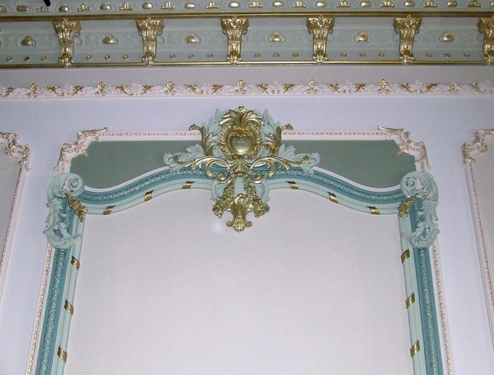 Mansions of the Gilded Age: Artistic Painter of Decorative Plaster Moulding