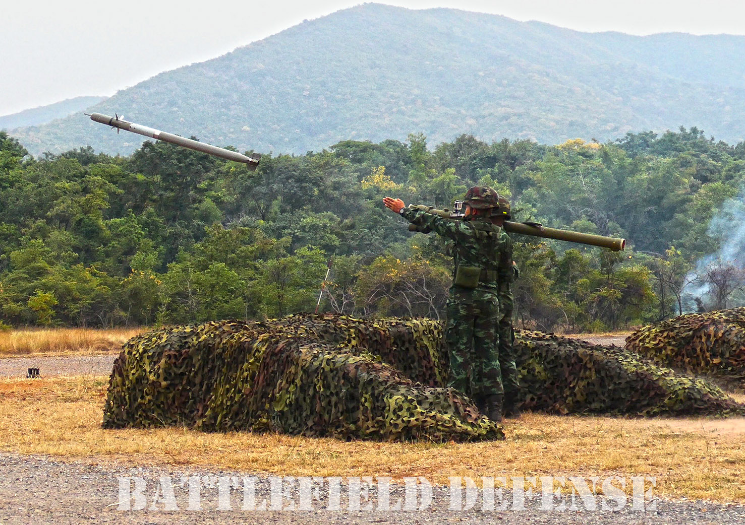 FDRA {Noticias de Defensa/Defense News}: Real ejército tailandés se ...