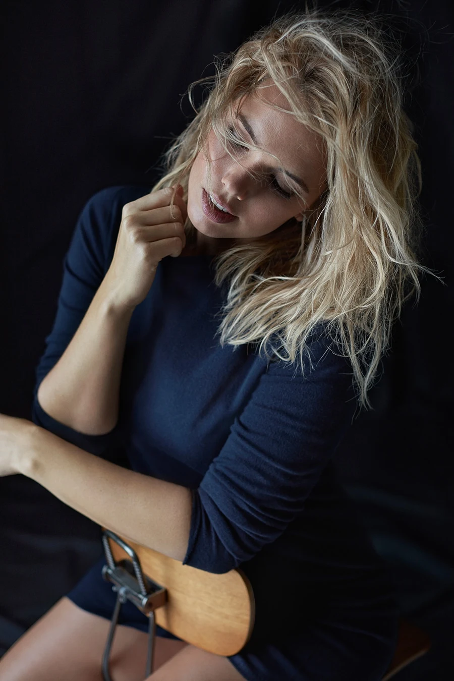 Bree Warren seduces for Telva Magazine December 2017