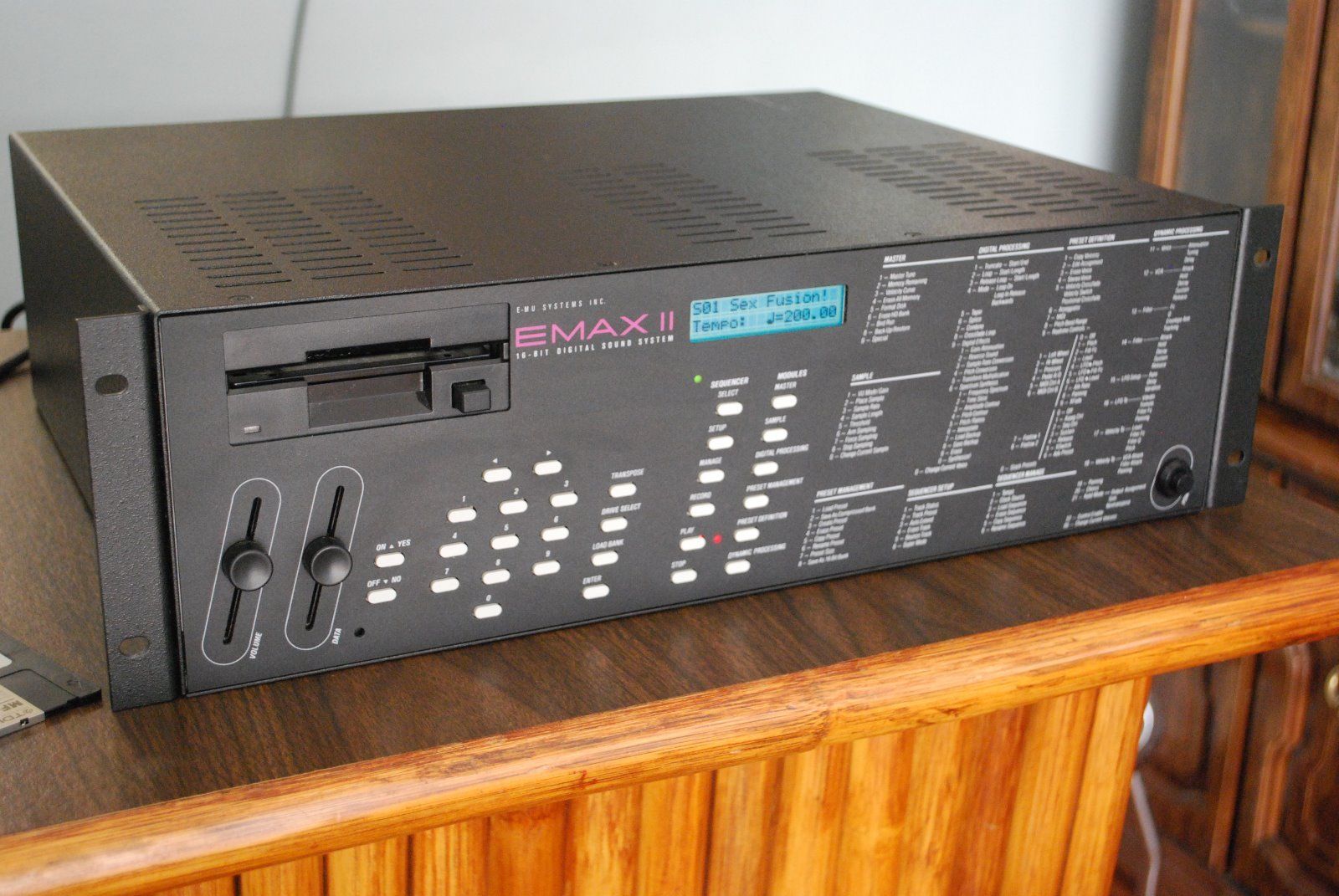 MATRIXSYNTH: E-MU Emax II Rackmount Synthesizer Sampler SN 06100345