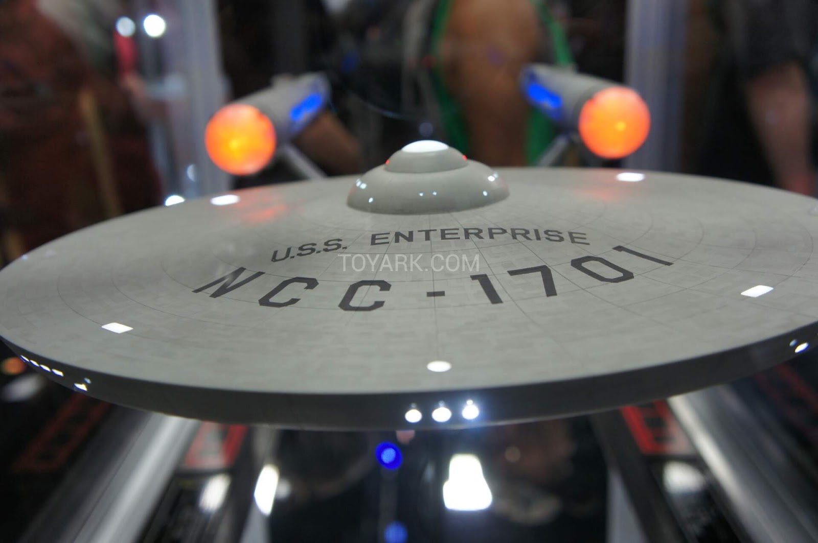 The Trek Collective: QMx's artisan replica USS Enterprise