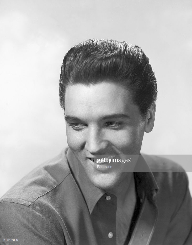 Elvis - IMAGES his wonderful smile