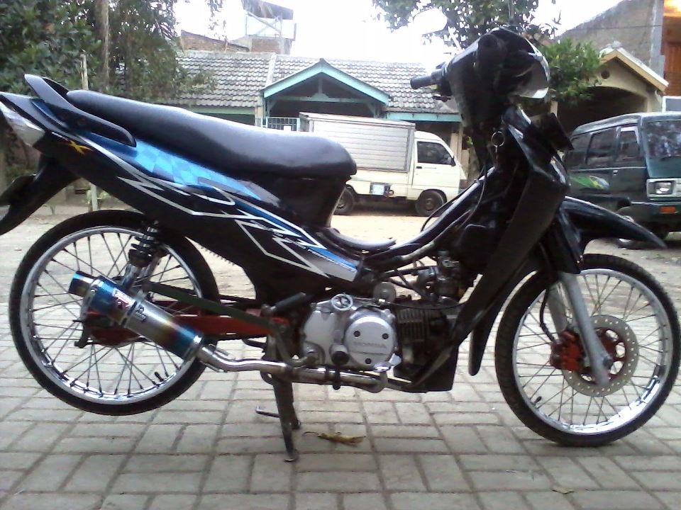 MODIFIKASI MOTOR LENGKAP BERBAGAI JENIS DAN MEREK - SUPERMOTO INDONESIA