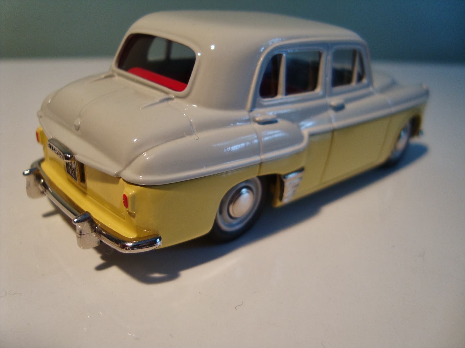 Oscar's Classic Model Cars Collection