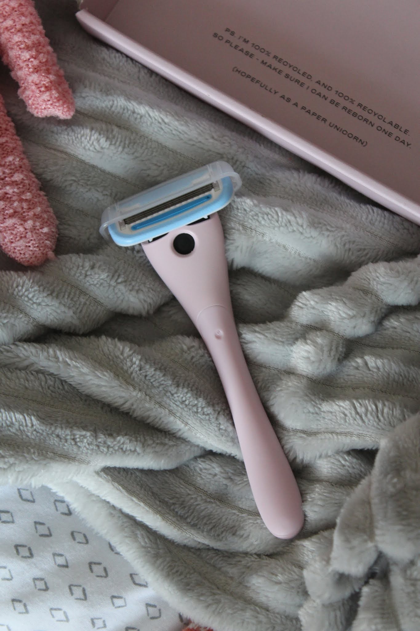 *Hey Sister! The Estrid Razor Starter Kit You Need in Your Life