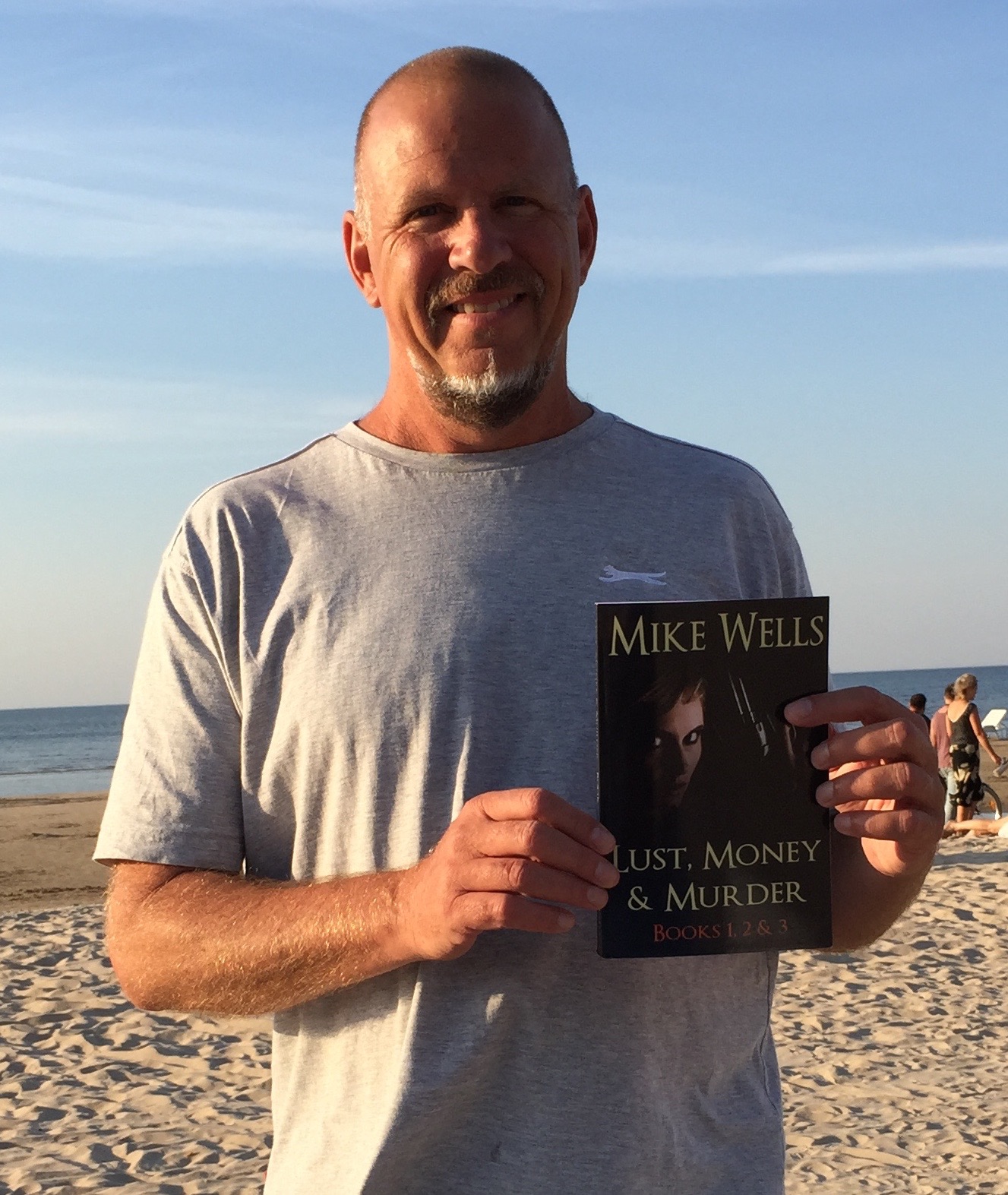 Mike Wells Official Website: London Book Signings in September
