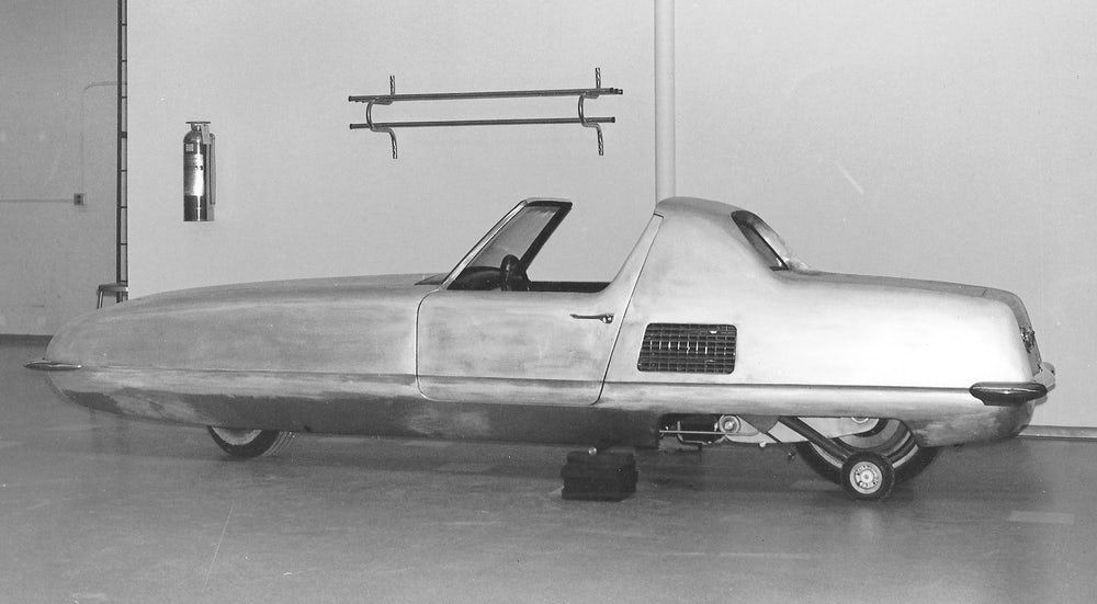 Historical Photos of the Bizarre Two-Wheeled, Self-Balancing 1967 Gyro ...