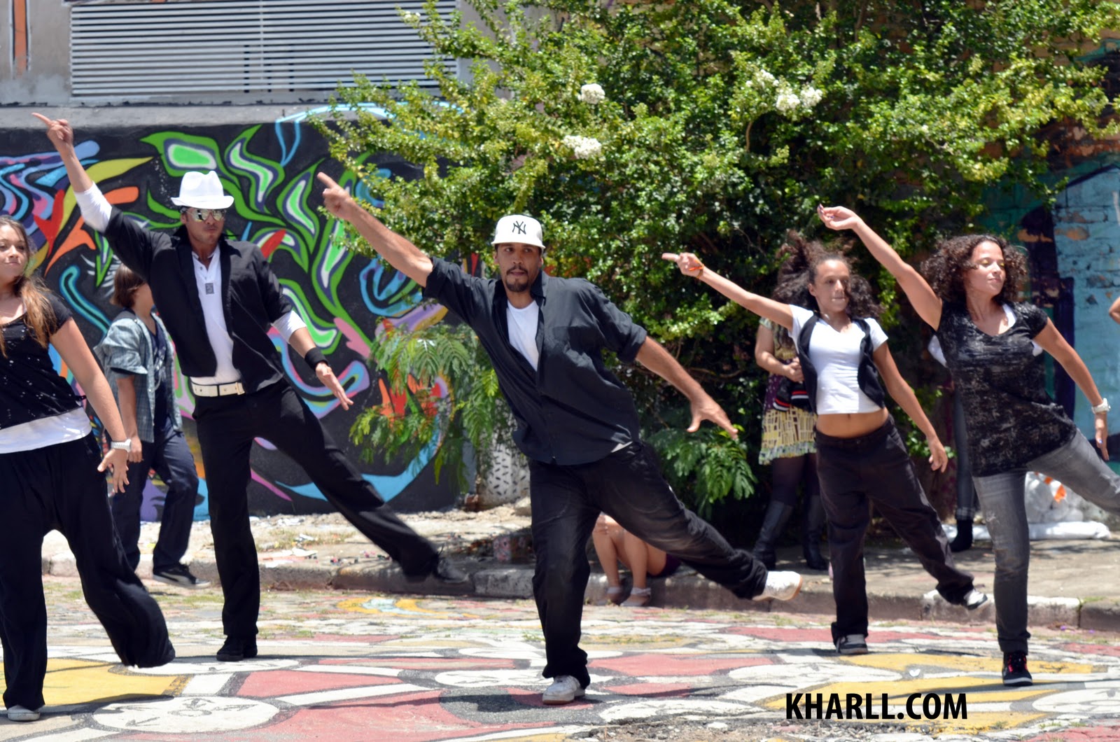 21 FKT: Fotos do desfile da coleção Miss Cherry, com os BBBs Michelly ...