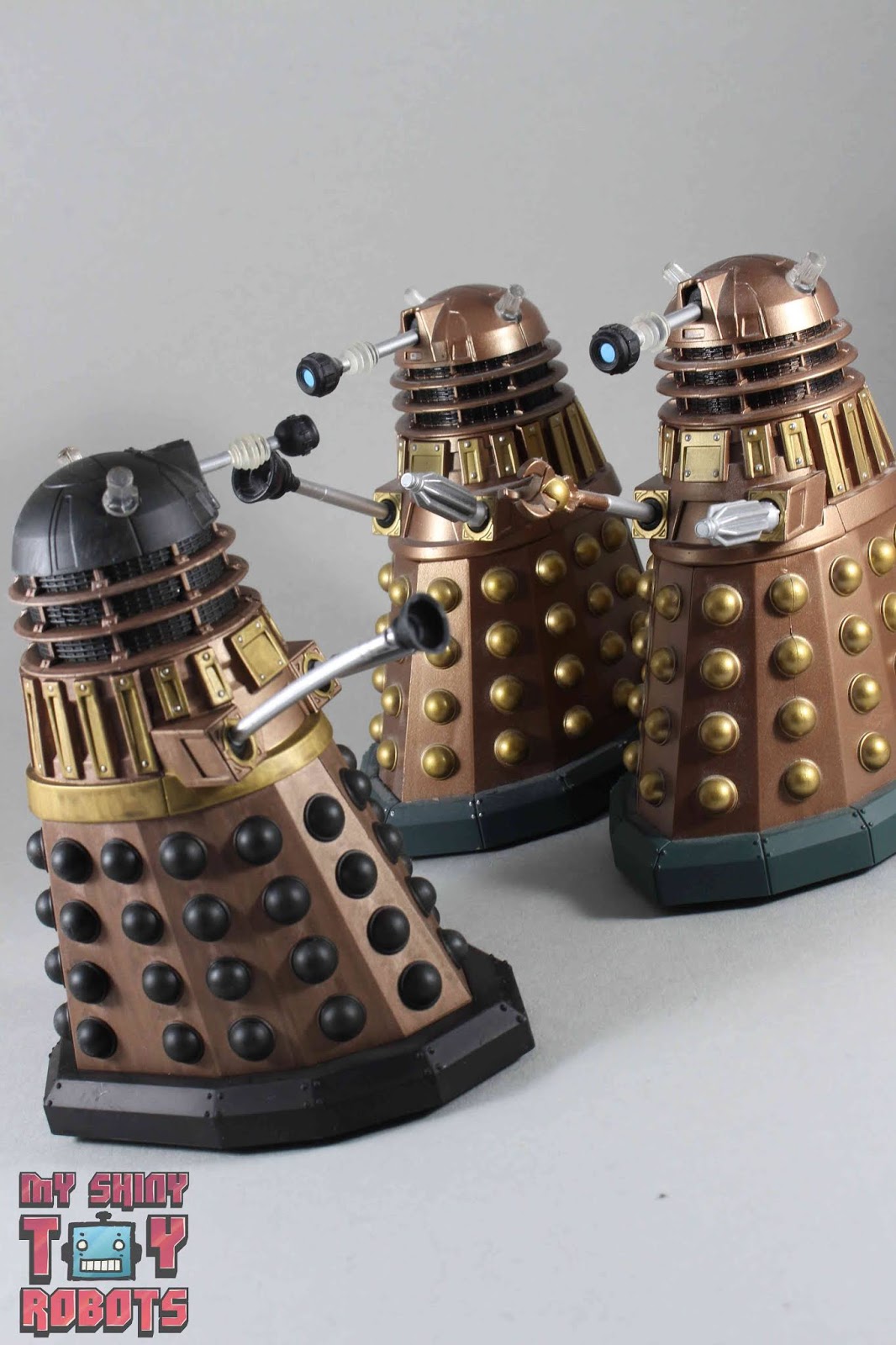 My Shiny Toy Robots: Toybox REVIEW: Doctor Who Seventh Doctor & Axis ...