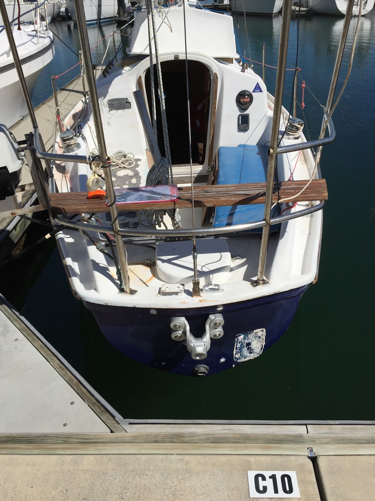 Windpilot Pacific Light on Compass 28