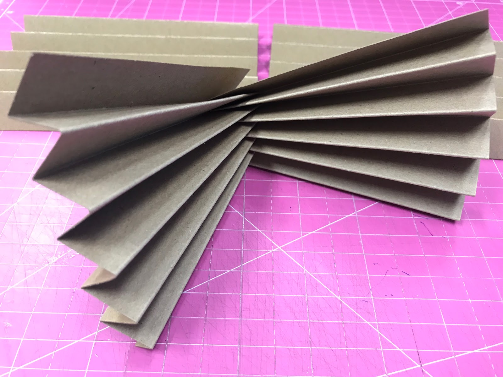 La-La Land Crafts Inspiration and Tutorial Blog: Tutorial Thursday ...