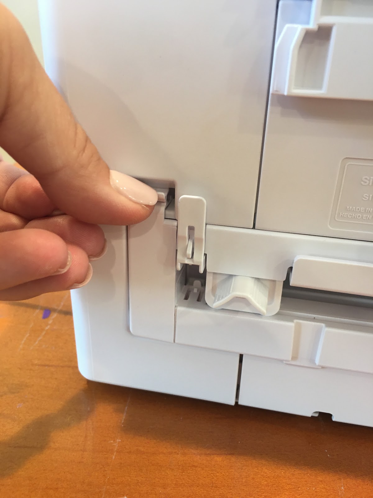 Silhouette CAMEO 4 Cross Cutter Tutorial - Silhouette School