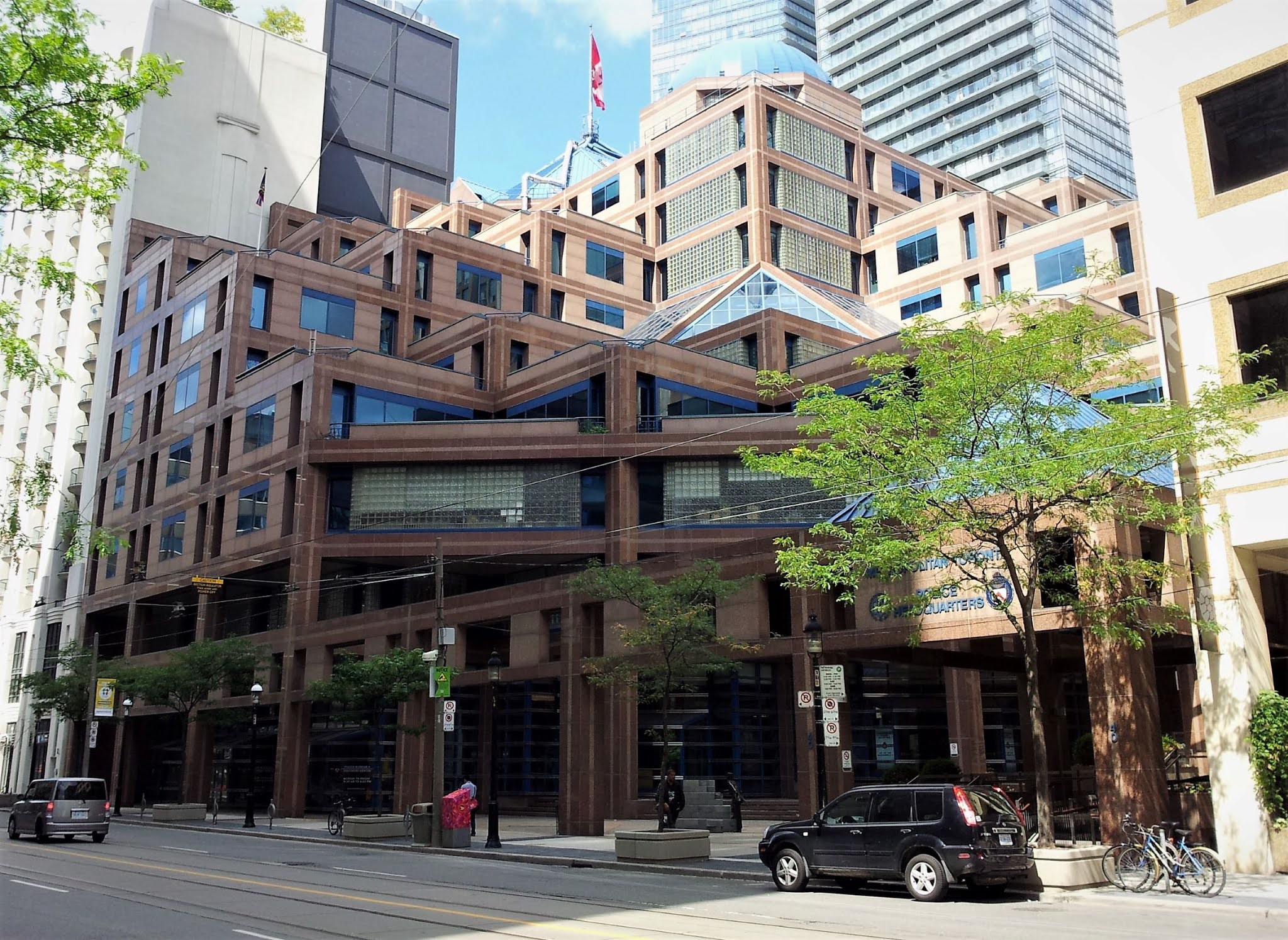 Police Headquarters - TORONTO, CANADA