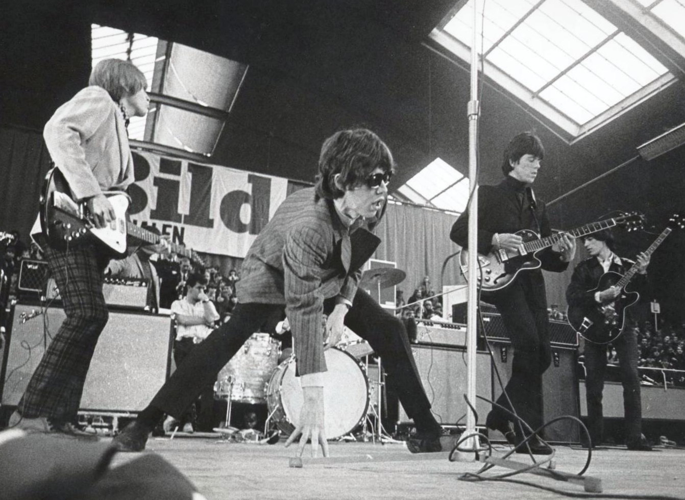 The Reconstructor: The Rolling Stones - Back, Behind and In Front (1966)