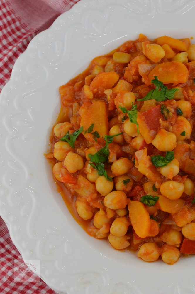 Tocanita picanta cu naut - CAIETUL CU RETETE