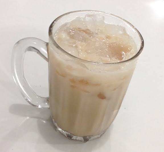 Membuat Es Teh Susu