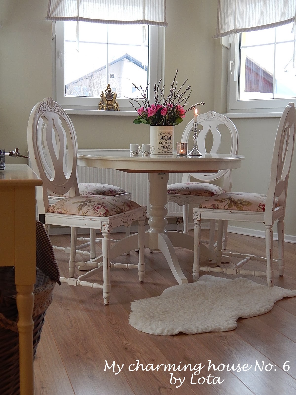 Cica mace - My charming house No 6