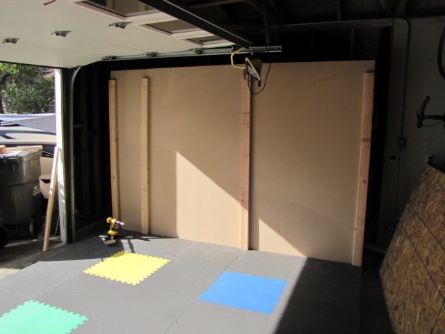 DAWBOX Soundproof Drum Room: Rear Wall