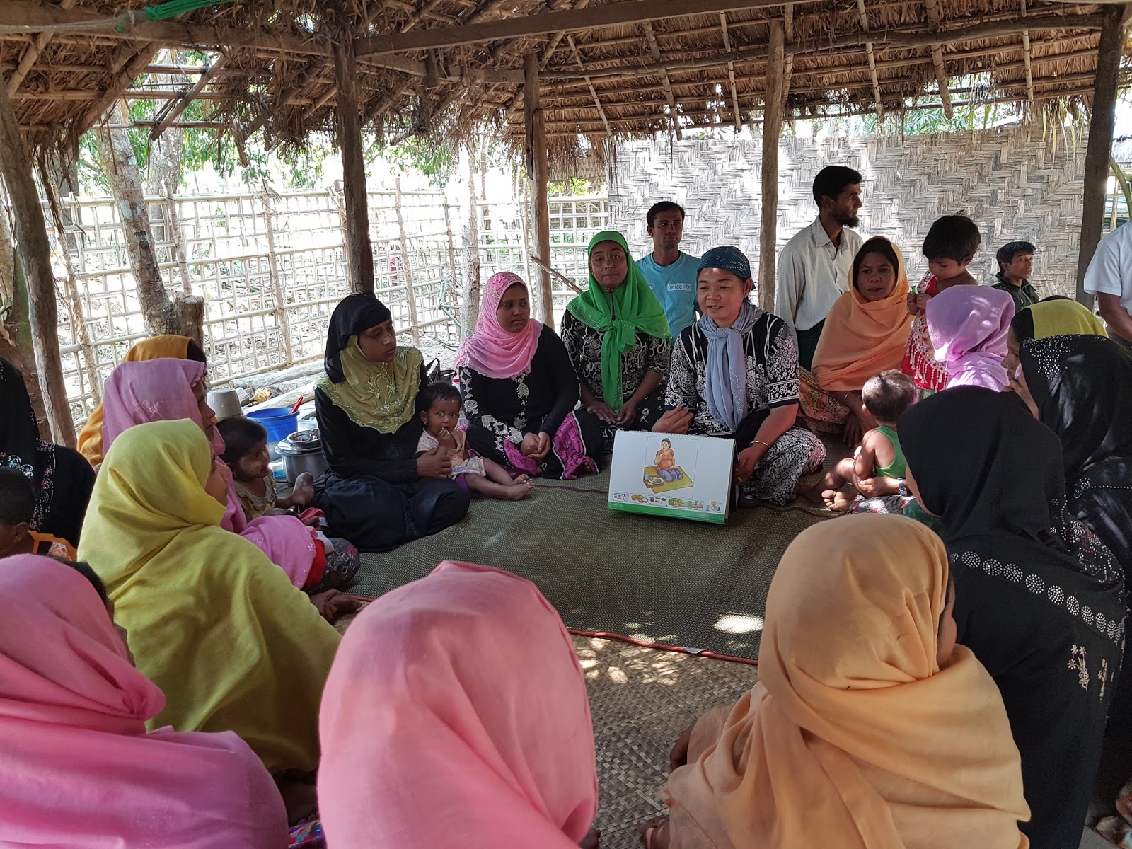 UNICEF Myanmar: Community volunteers help tackle malnutrition in Rakhine