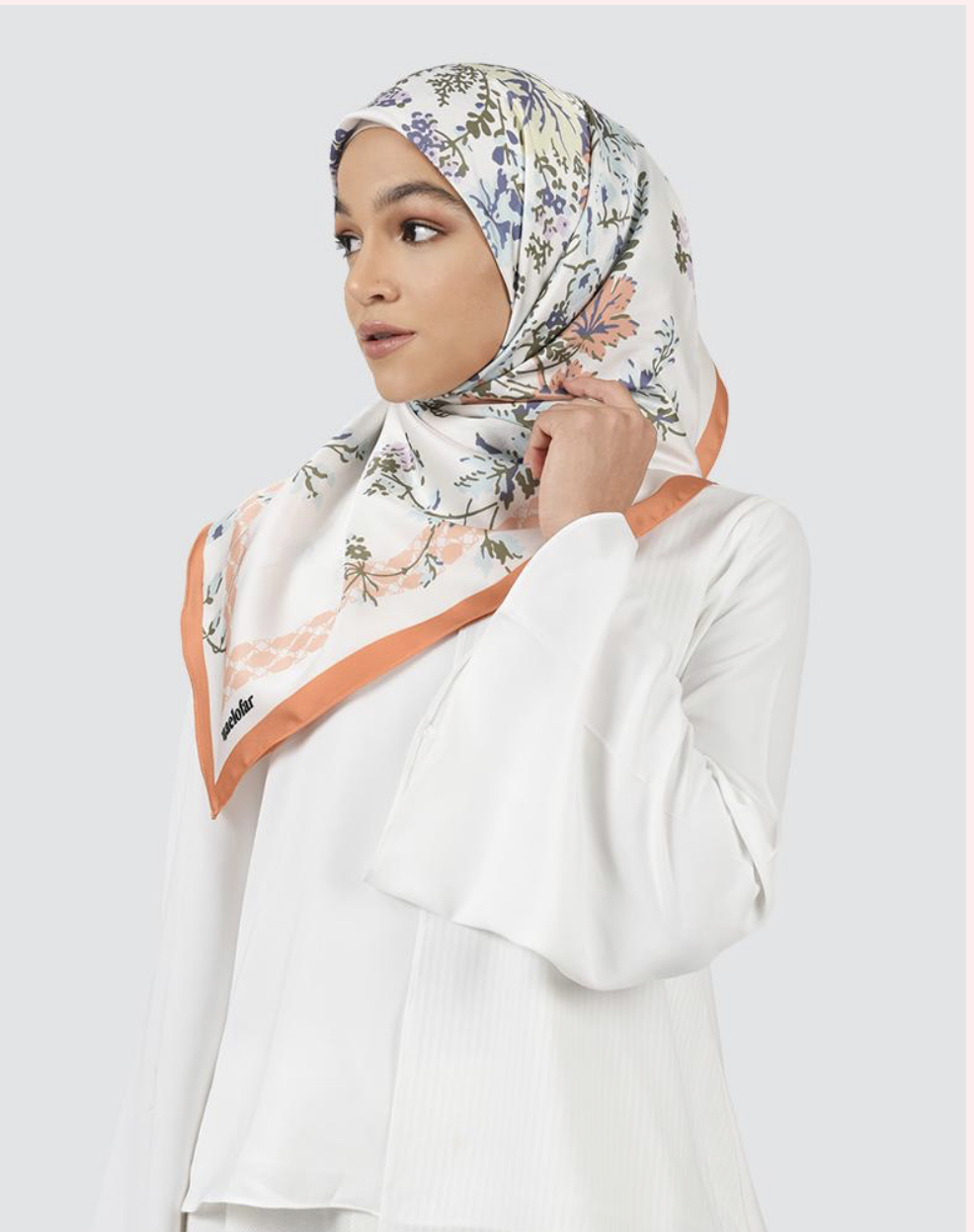 NAELOFAR HIJAB : 2020