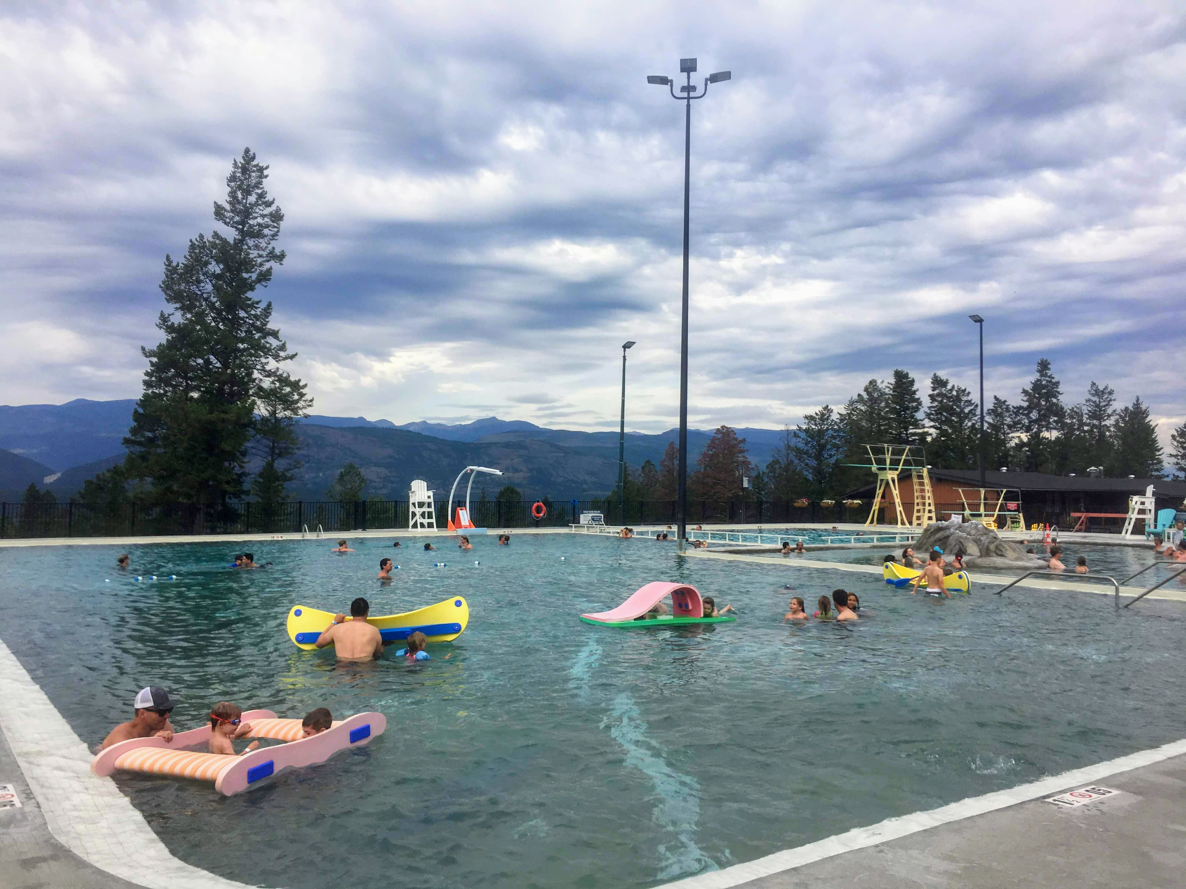 Family Adventures in the Canadian Rockies: The Best of the Columbia ...