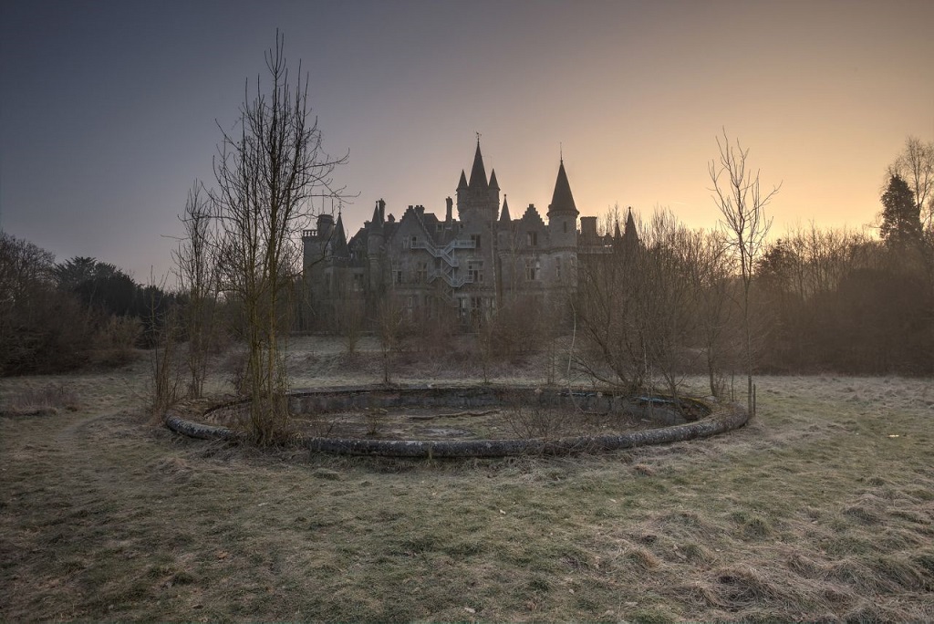 Deserted Places: The abandoned Miranda Castle of Belgium