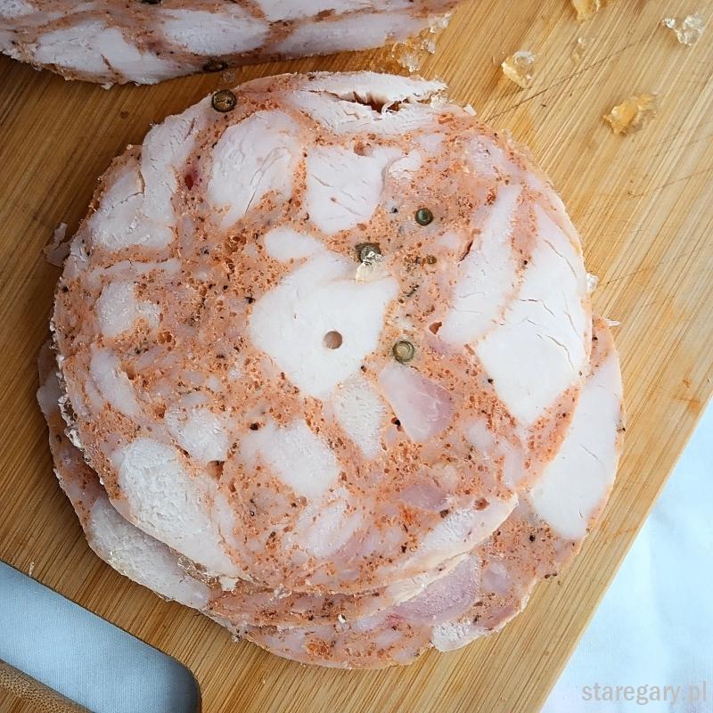 Wędlina z piersi i udek kurzych z szynkowara | Stare Gary