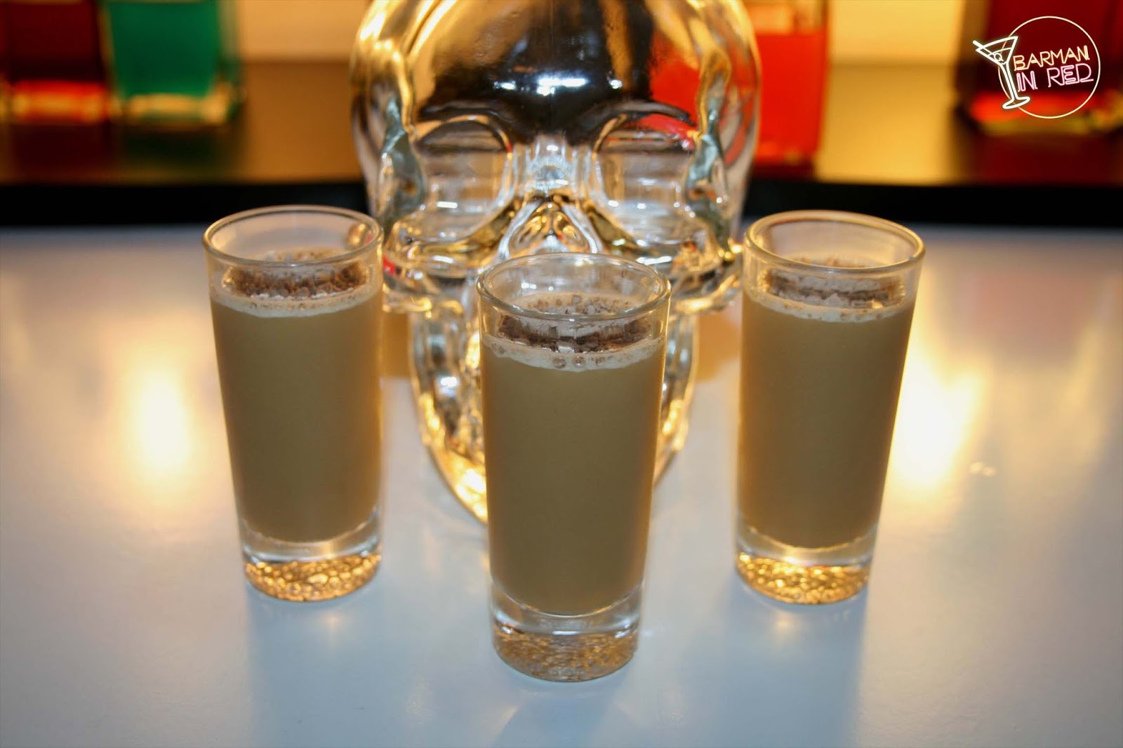 Shots Blanco y Negro un Pequeño gran Trago