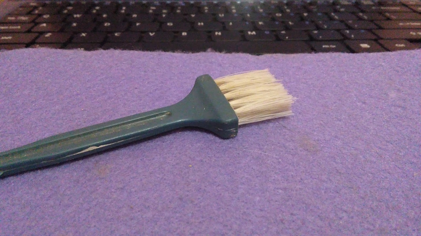 Ini Dia Cara Ampuh Membersihkan Keyboard Laptop dengan Mudah dan Aman ...