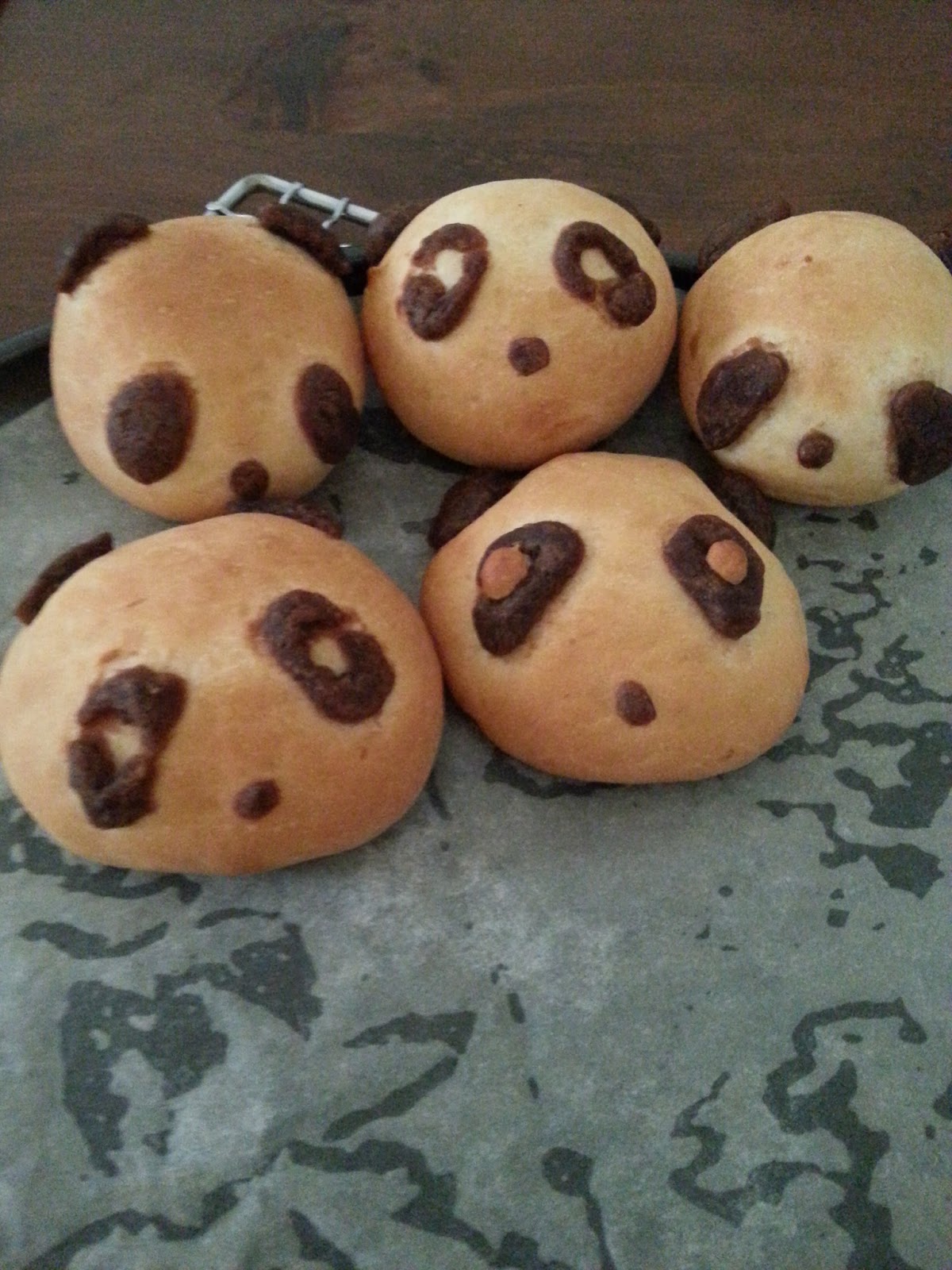 Home Sweet Home: RED BEAN PANDA BUNS