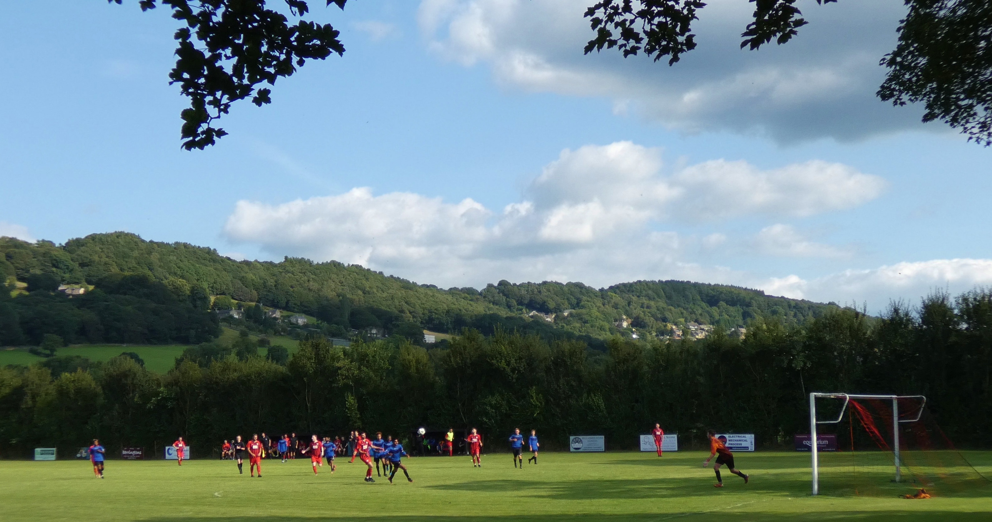 We all stand together: NOTTINGHAM SHOCK ROWSLEY
