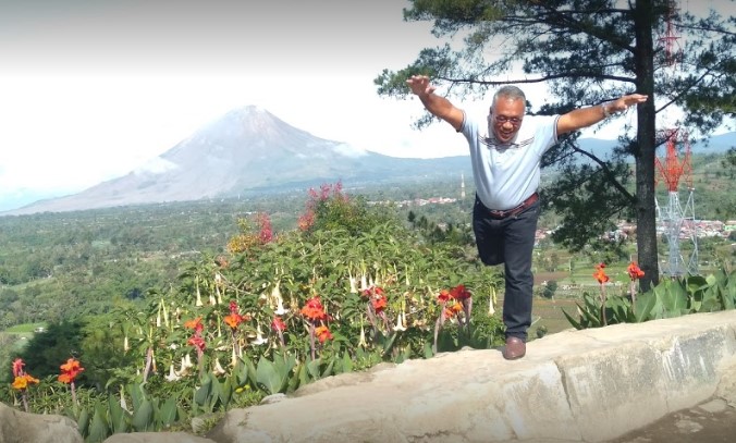 Puncak Gundaling Berastagi, View Terbaik Menikmati Gunung Sinabung dan ...
