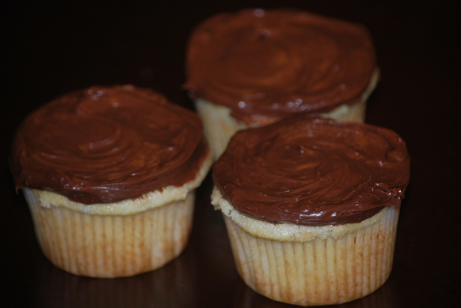 My story in recipes: Puppy Dog Cupcakes