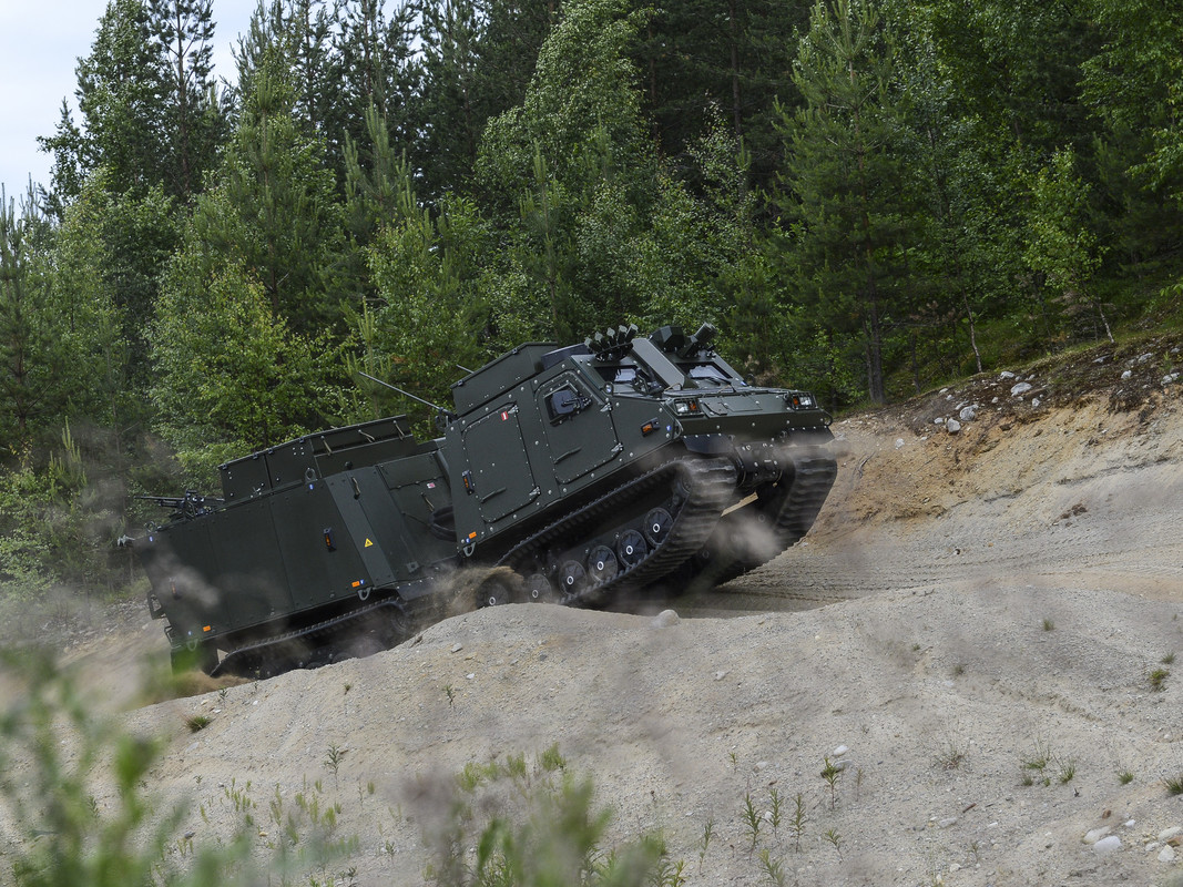 Defensa y Armas: DSEI 2019: BAE SYSTEMS presenta el BVS10 GVA