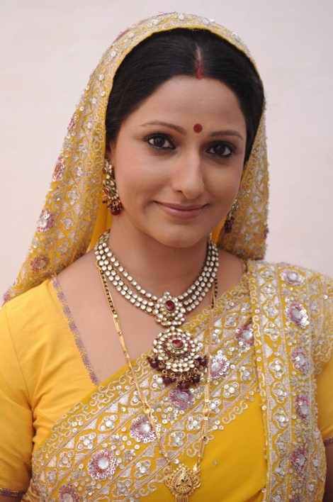 The Image Motion: Maleeka r ghai in Punar Vivah