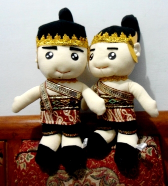 pembuat boneka custom satuan di Solo: Boneka Wayang Ksatria
