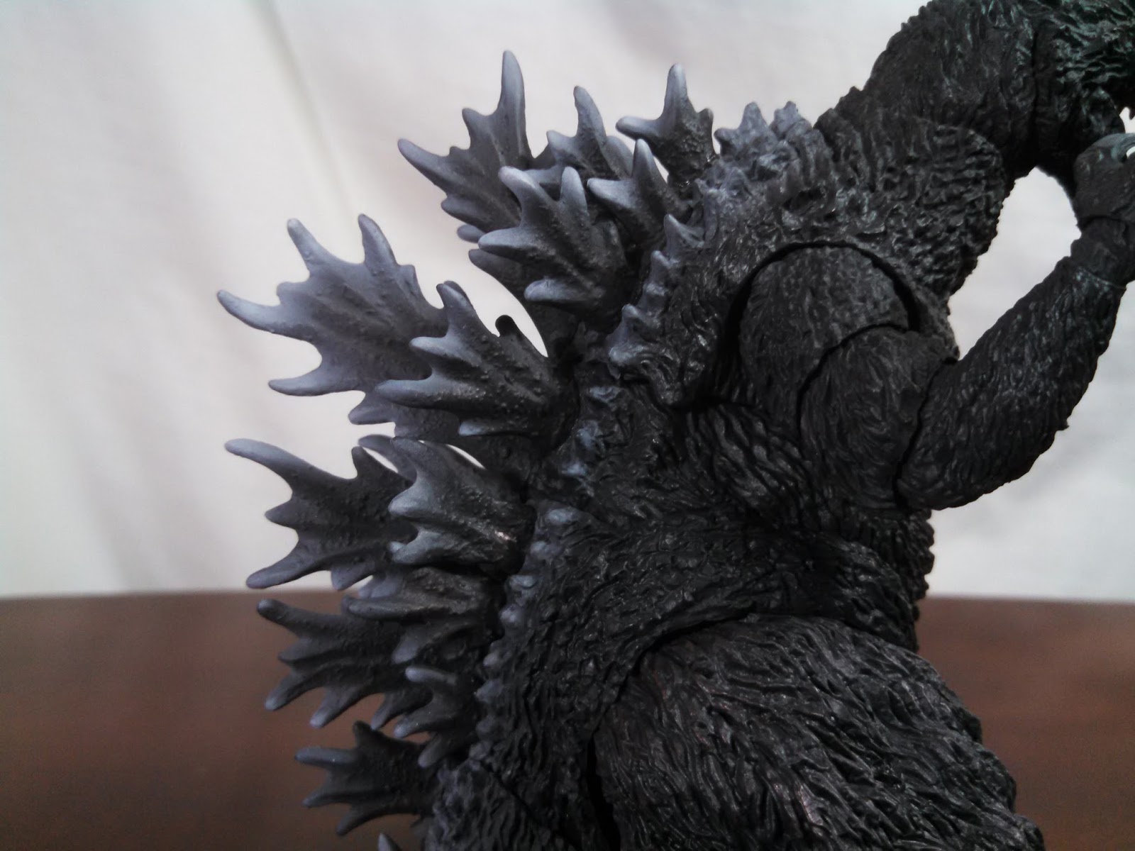 Steven's Toy Blog: S.H. MonsterArts Godzilla (2001) Review